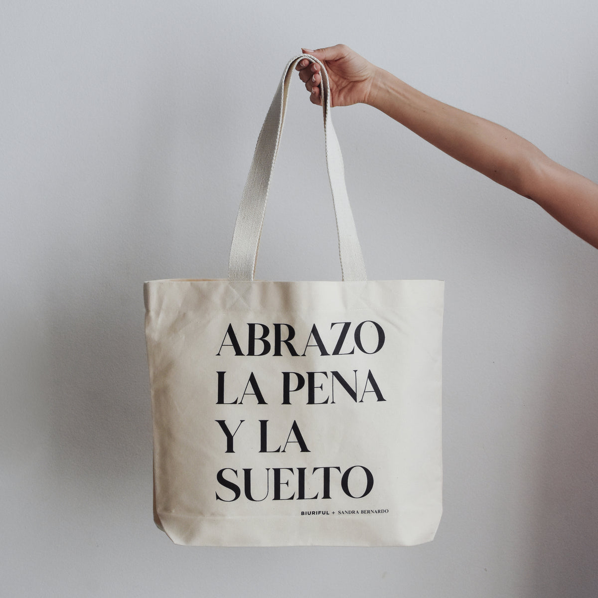 BEACH BAG QUOTES I EMBRACE THE PENALTY AND LET IT GO BIURIFUL+SANDRA B